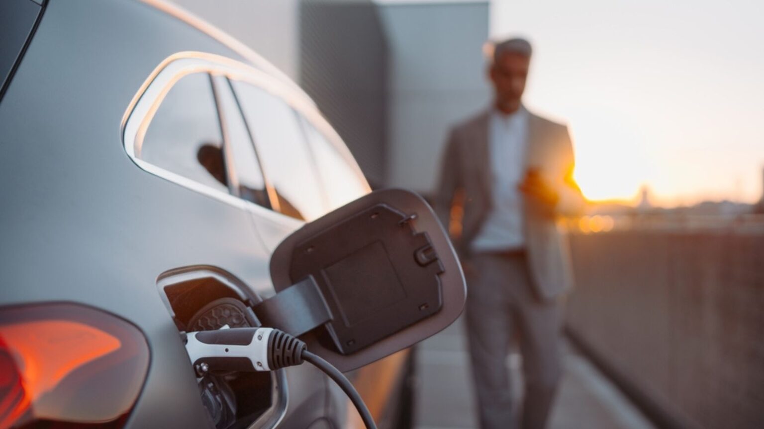16 EV Charging Station Etiquette Tips Every Driver Should Know - Driver ...