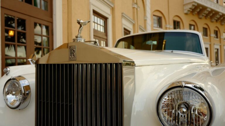 13 Classic Cars That Exude Old Money Vibes - Driver's Drift