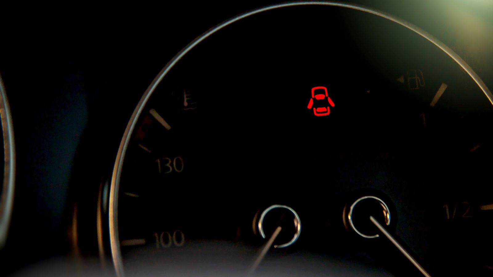 15 Dashboard Warning Lights That Must Be Given Attention - Driver's Drift