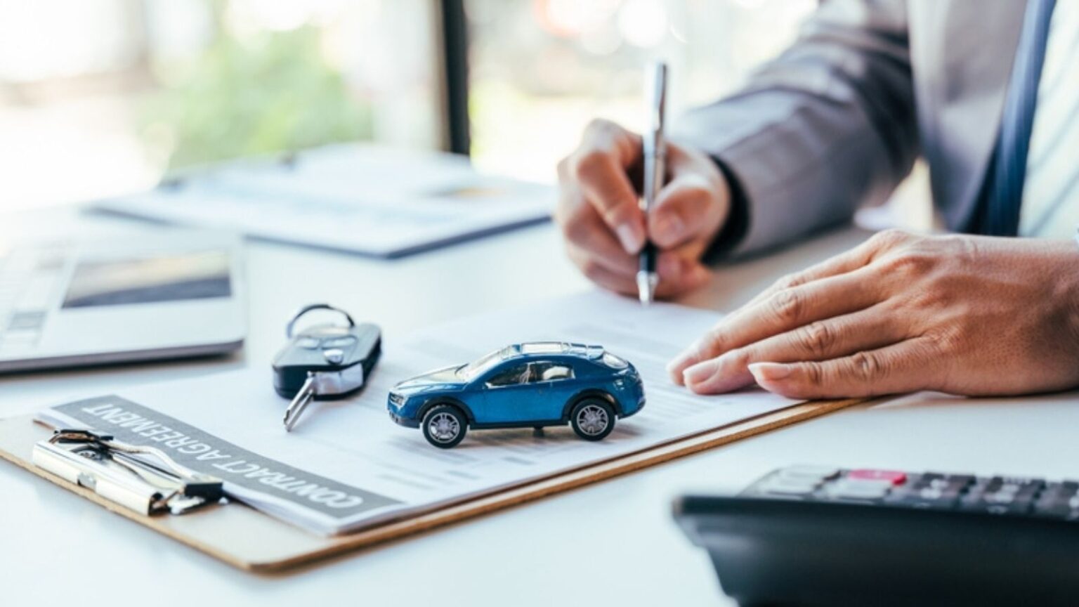 15 Reasons People Choose Used Car Dealerships (Even When It’s a Bad ...