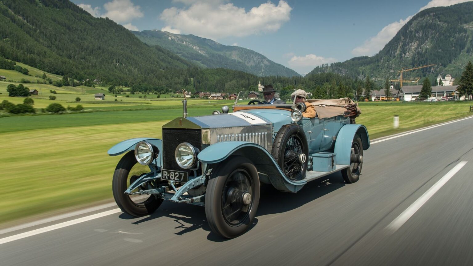 13 Classic Cars That Exude Old Money Vibes - Driver's Drift
