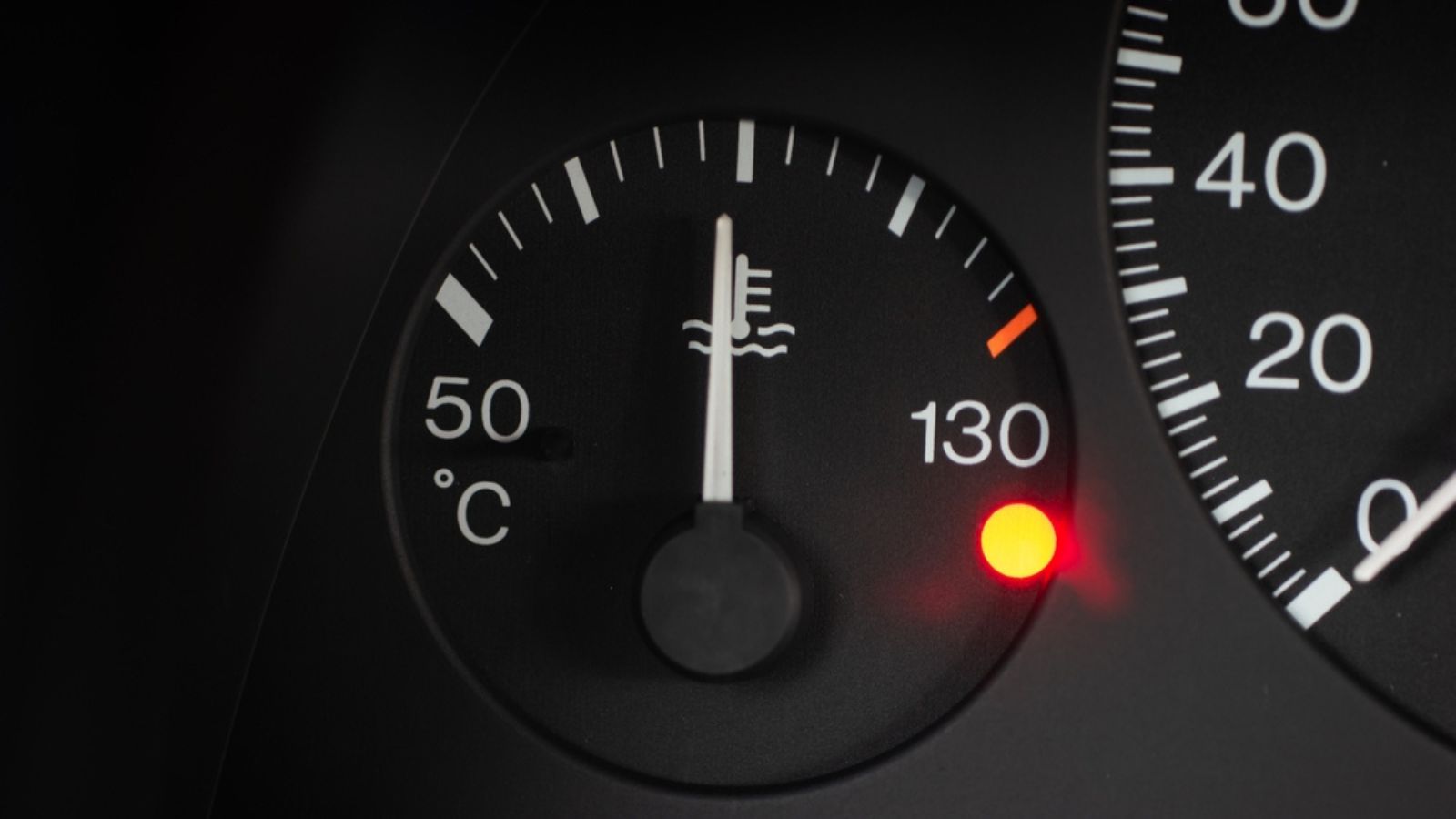 15 Dashboard Warning Lights That Must Be Given Attention - Driver's Drift