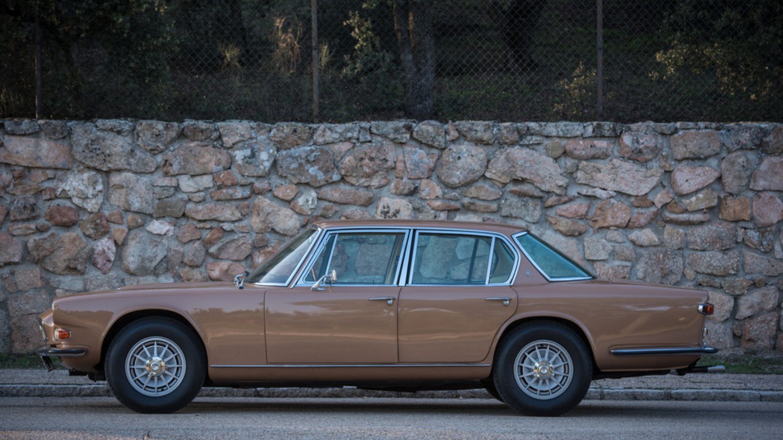 13 Classic Cars That Exude Old Money Vibes - Driver's Drift