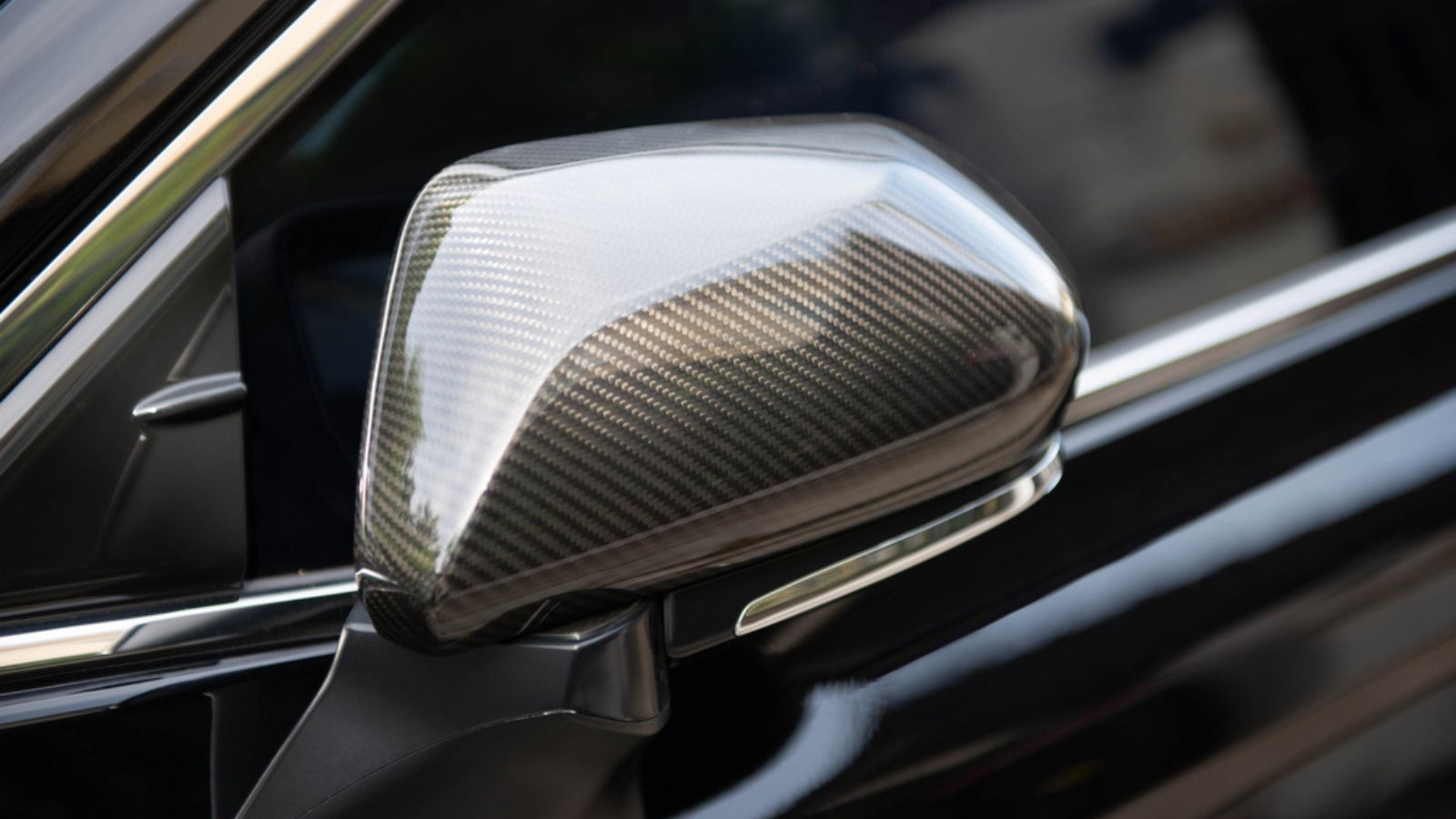 20 Common Mistakes That Lead to Drivers Getting Pulled Over - Driver's ...