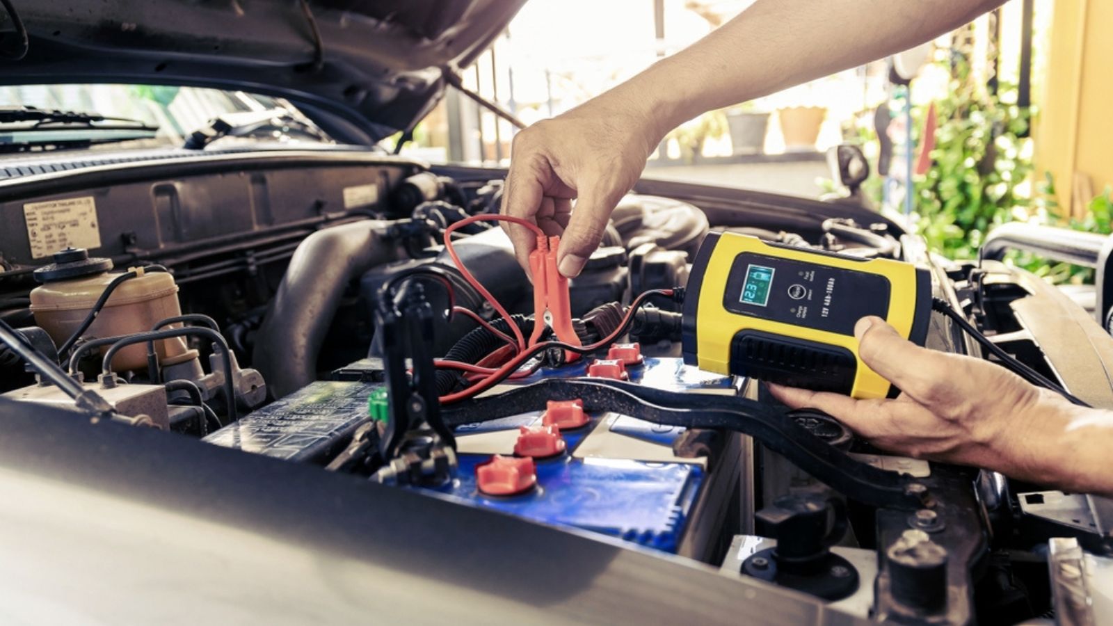 17 Reasons Your Car Battery Keeps Dying (And Ways to Stop It From ...