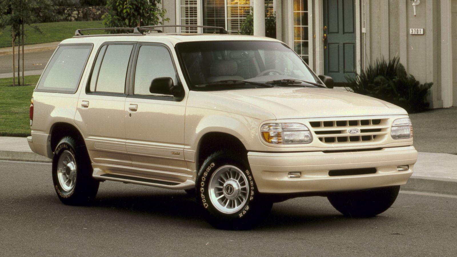 15 Affordable Winter Beater Cars That Are Perfect for Cold-Weather ...