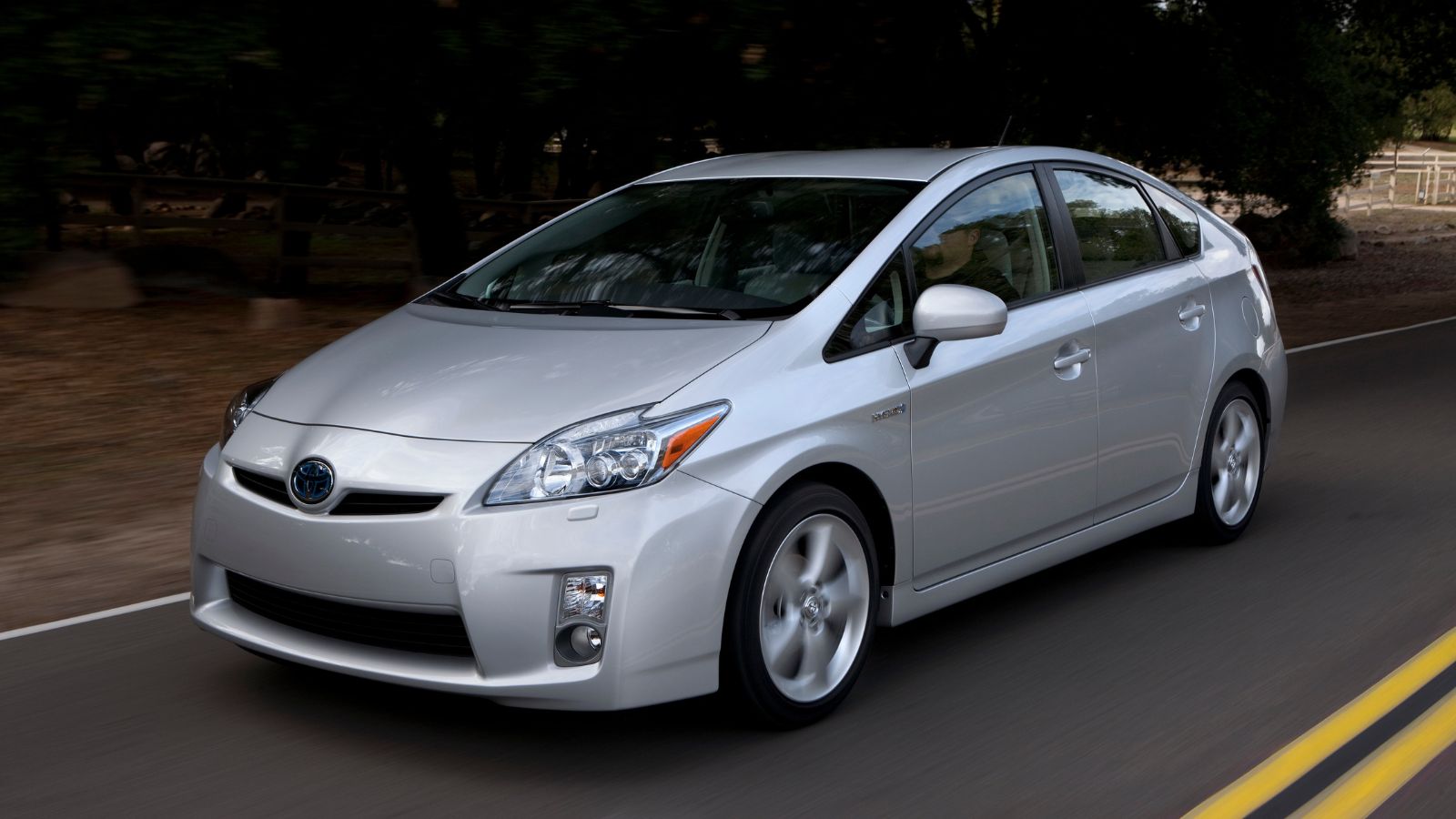 16 of the Most Unattractive Cars Ever Produced - Driver's Drift