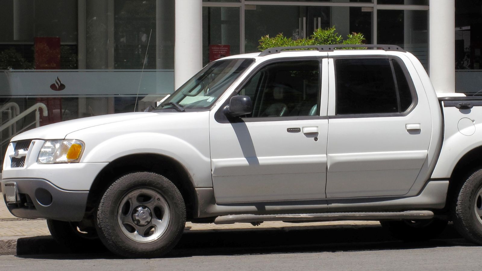 15 Top Trucks Perfect for People Who Don't Actually Need One - Driver's ...