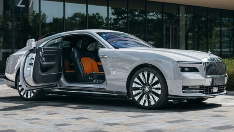 15 Cutting-Edge Cars with the Most Advanced Technology on the Market ...