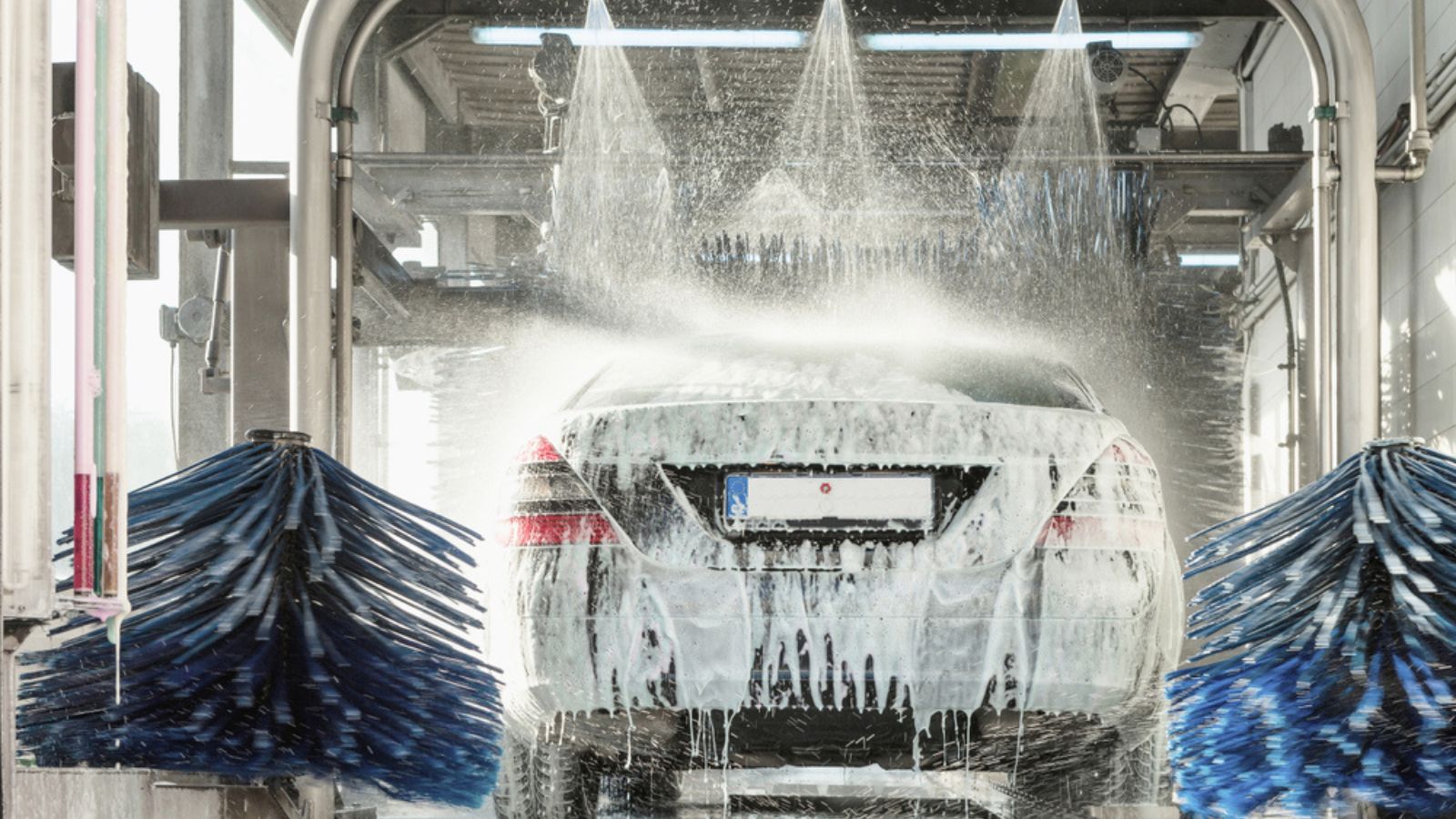 15 Reasons You Should Steer Clear of Automatic Car Washes - Driver's Drift
