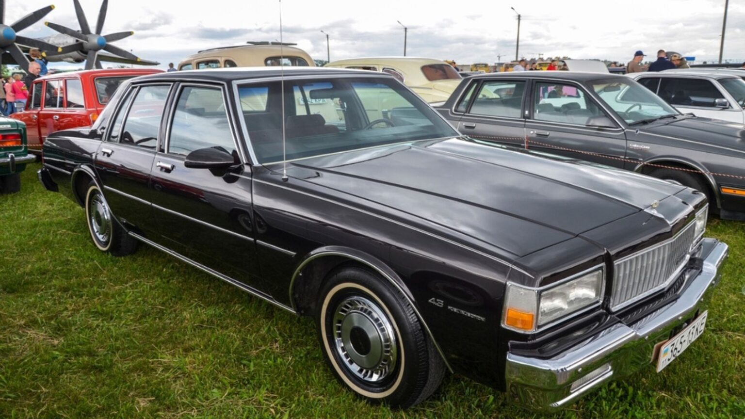 12 of the Biggest Cars of the '70s - Driver's Drift