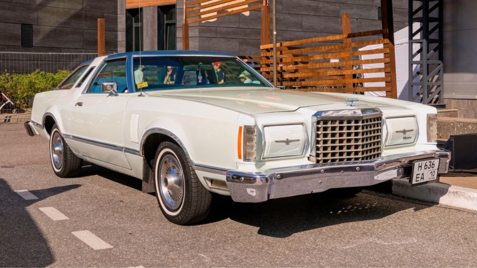 12 of the Biggest Cars of the '70s - Driver's Drift