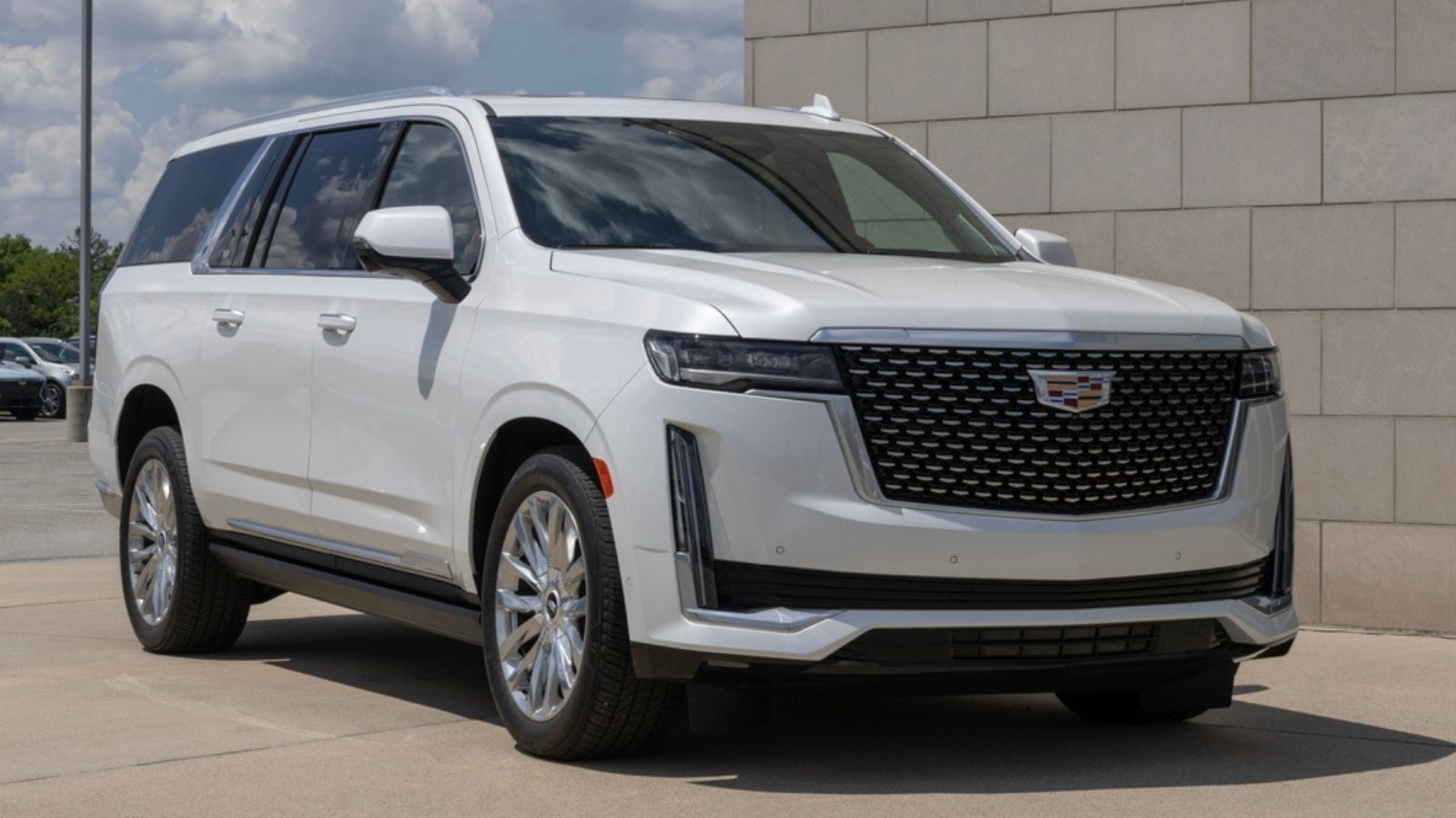 14 Reasons the Cadillac Escalade is So Popular Amongst A-listers ...