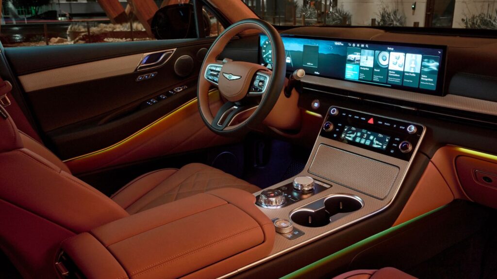 13 SUVs with the Most Luxurious Interiors - Driver's Drift