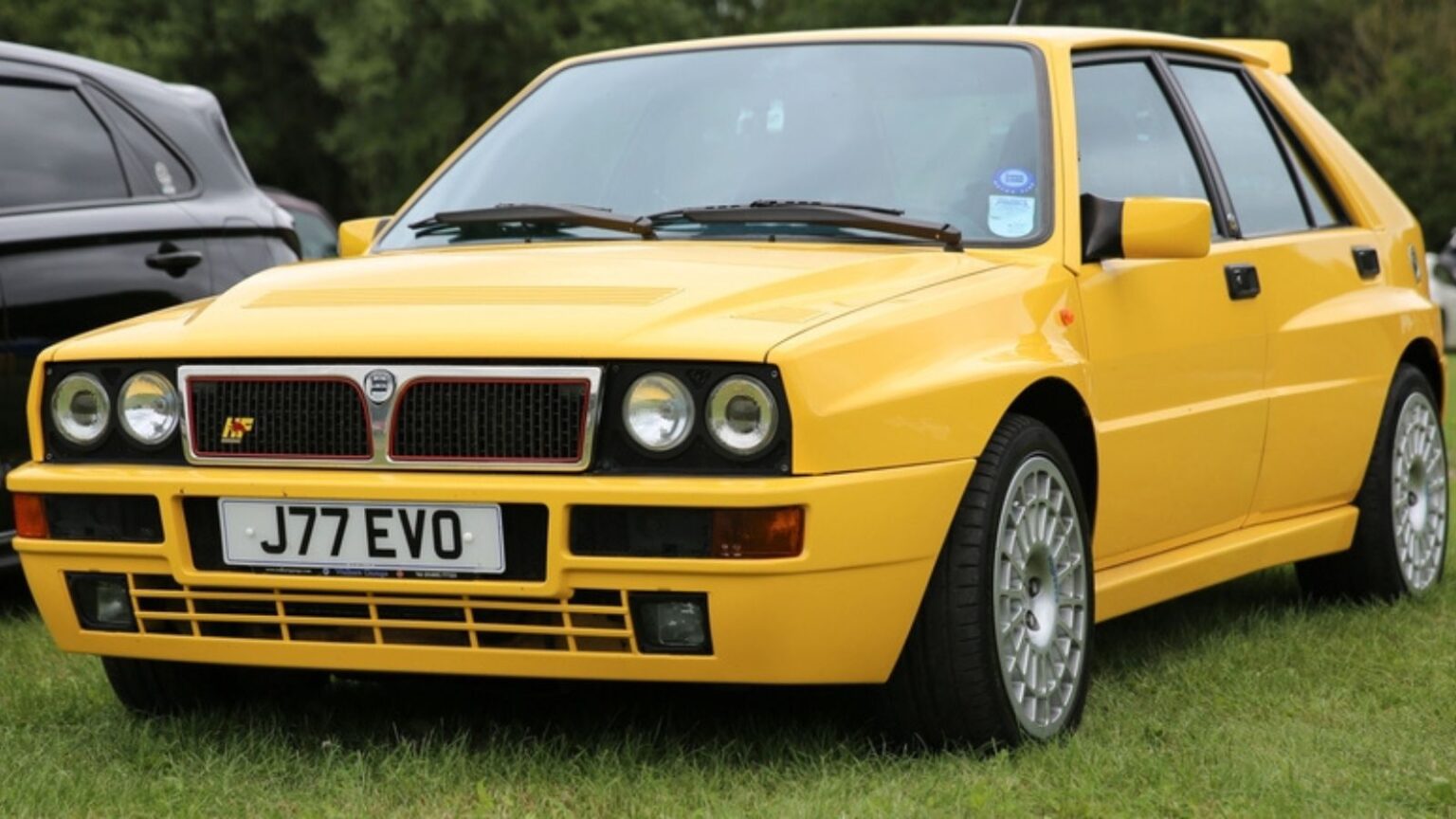 14 of the Most Iconic Cars from the 1980s - Driver's Drift