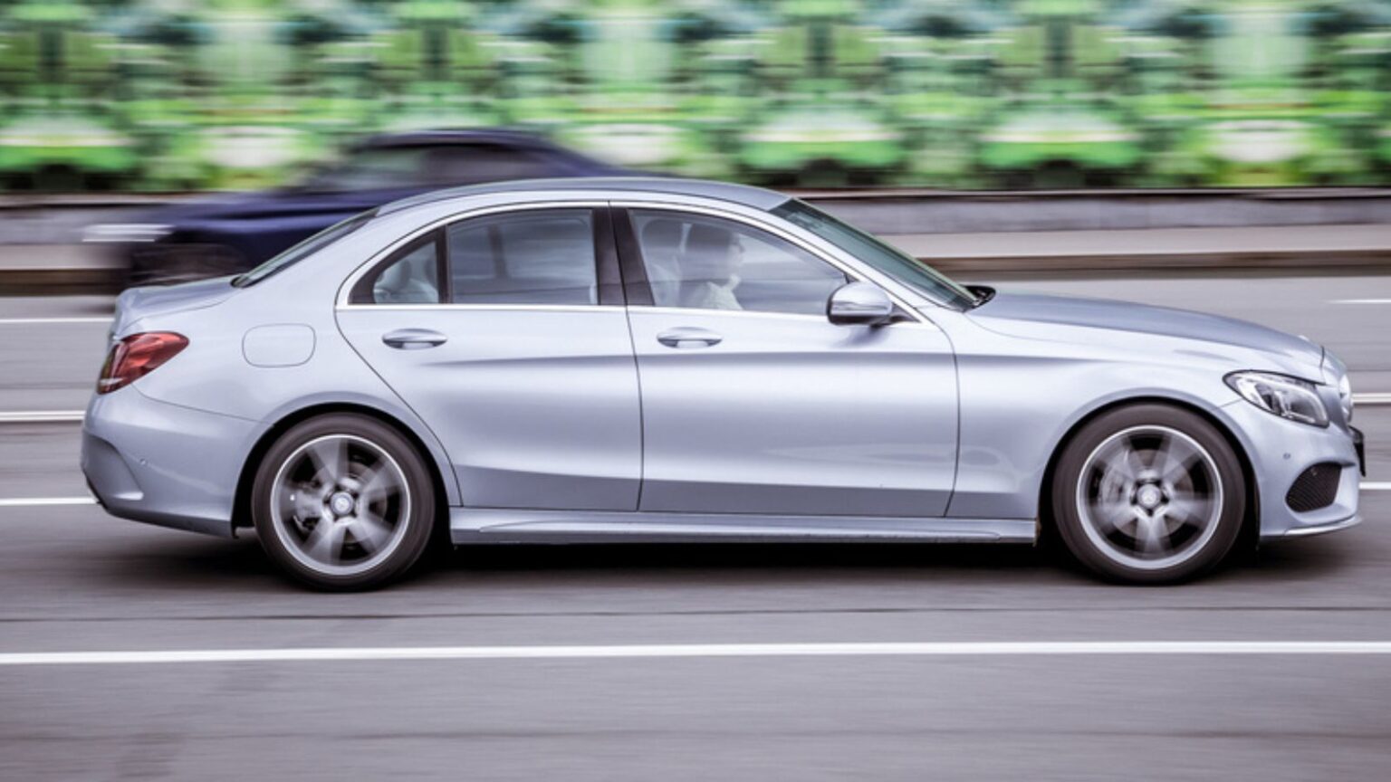 16 Reasons to Consider Tinting Your Car Windows Beyond Just Good Looks ...