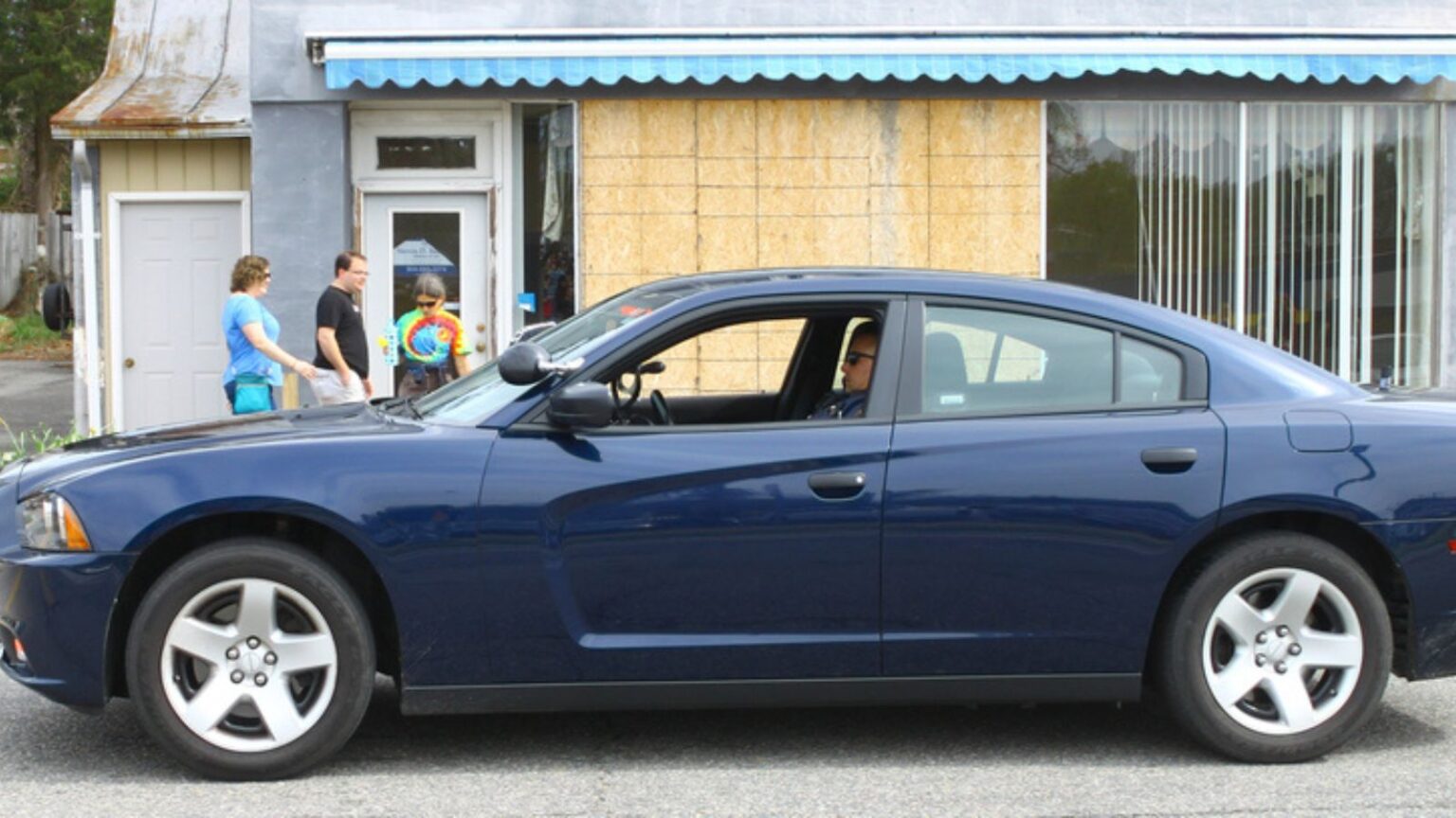 15 Easy-to-Miss Signs of Unmarked Cop Vehicles You Should Know About ...