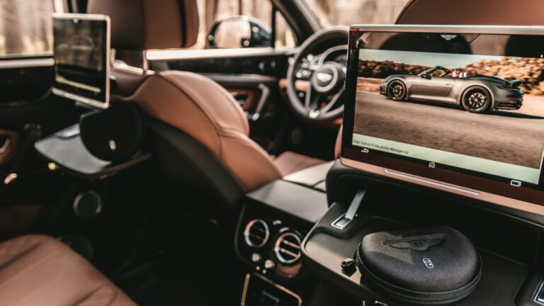 13 SUVs with the Most Luxurious Interiors - Driver's Drift