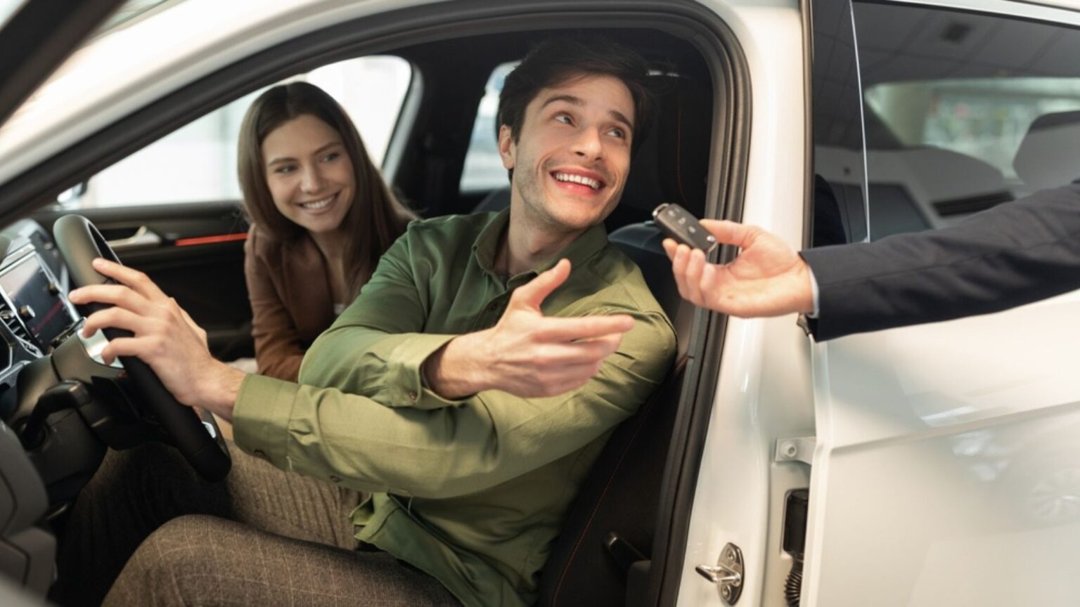 15 Reasons Why Leasing a Car is a Great Idea - Driver's Drift