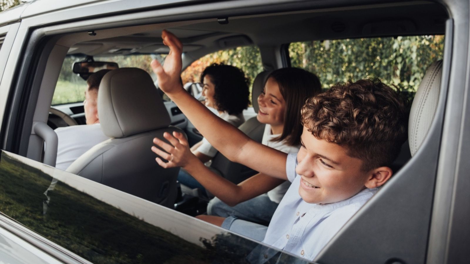 15 Reasons Minivans Are the Perfect (If Not the Coolest) Family ...