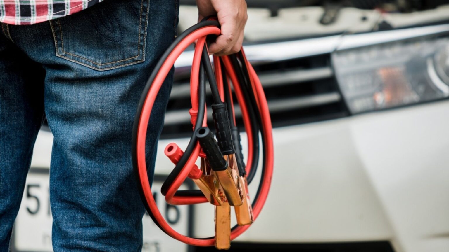 17 Reasons Your Car Battery Keeps Dying (And Ways to Stop It From ...