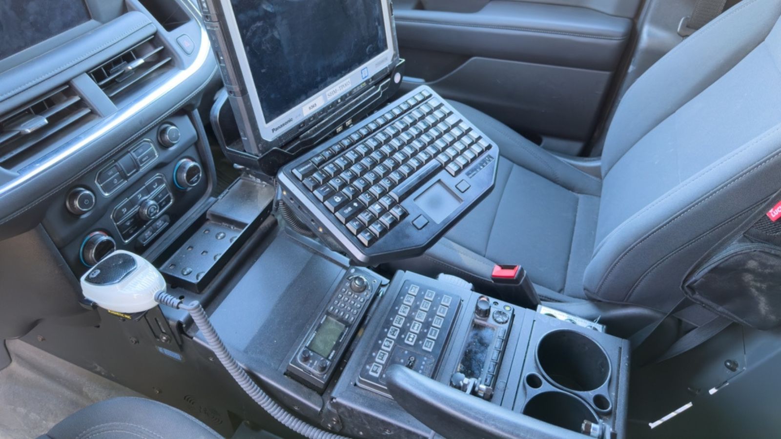 14 Reasons to Consider a Retired Police Vehicle for Your Next Ride ...