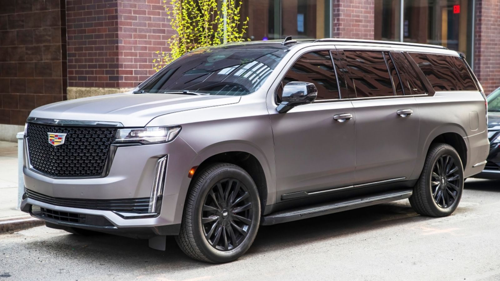 14 Reasons the Cadillac Escalade is So Popular Amongst A-listers ...